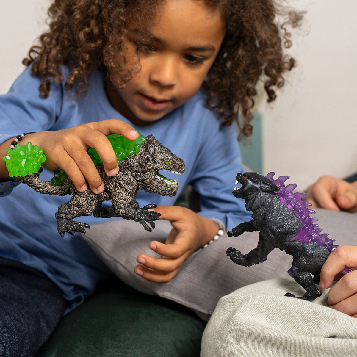 Shadow Lynx vs. Rock Crusher 70827 ELDRADOR® CREATURES | schleich