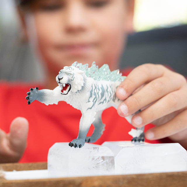ELDRADOR® CREATURES Ice World | schleich®