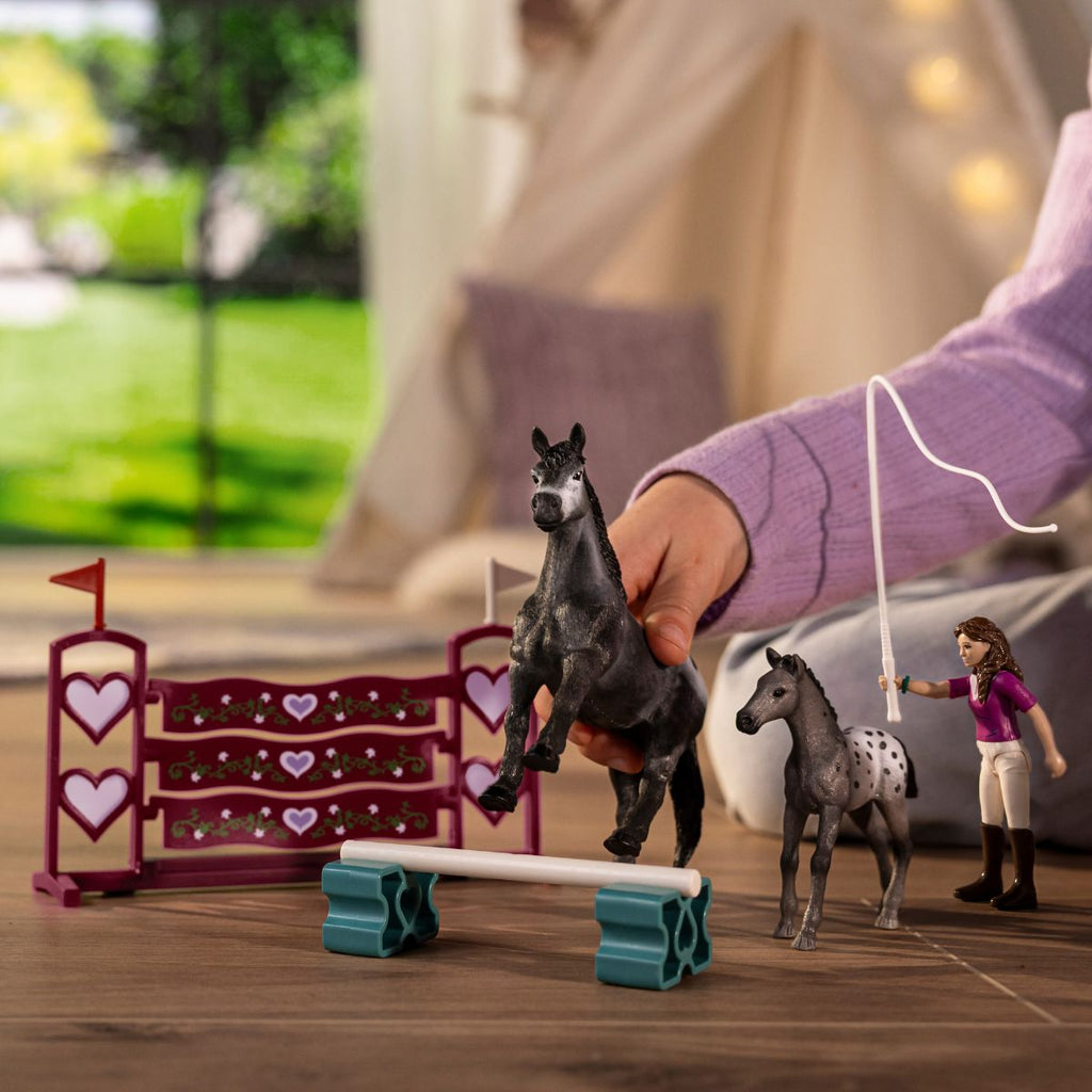 Lisa's Tournament Training 42776 | Schleich USA Inc.
