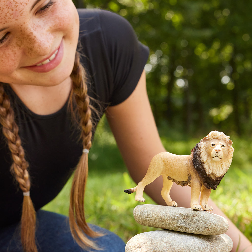 Lion 17107 | Schleich USA Inc.