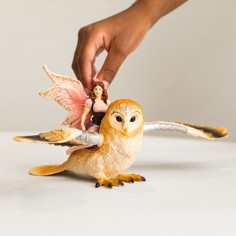 Fairy in Flight on Glam-Owl 70789 | Schleich USA Inc.