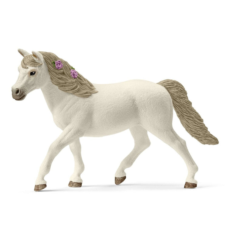 Small carriage for the big horse show 42467 | Schleich USA Inc.