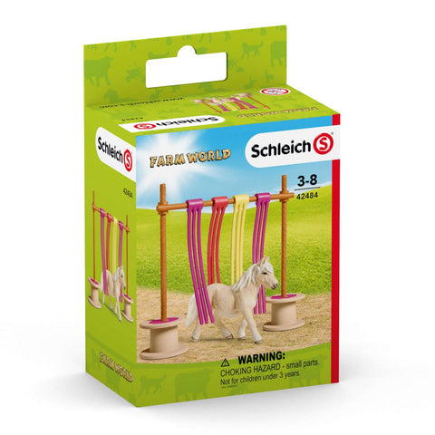 Pony curtain obstacle 42484 | Schleich USA Inc.